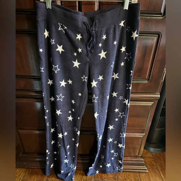 Make + Model | Pants & Jumpsuits | Fuzzy Star Sweatpants | Poshmark